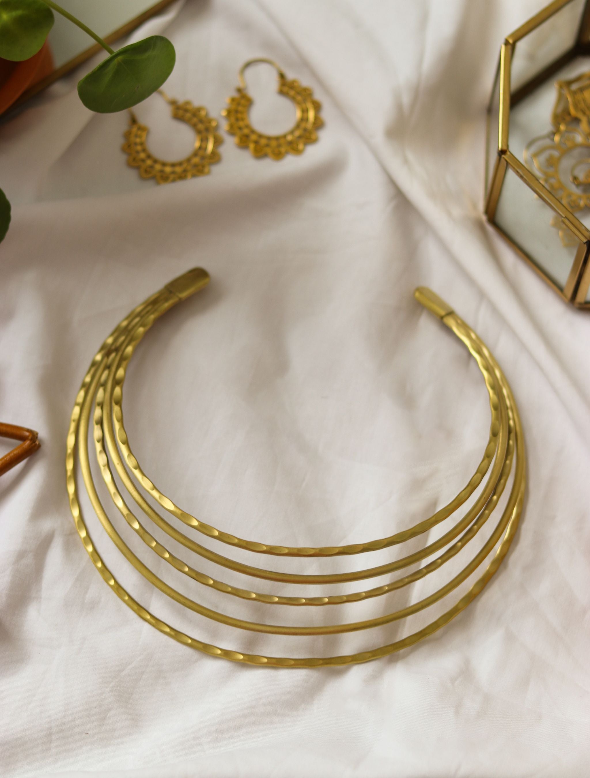 Nirjara Tribal Brass Hasli– Masala Chai