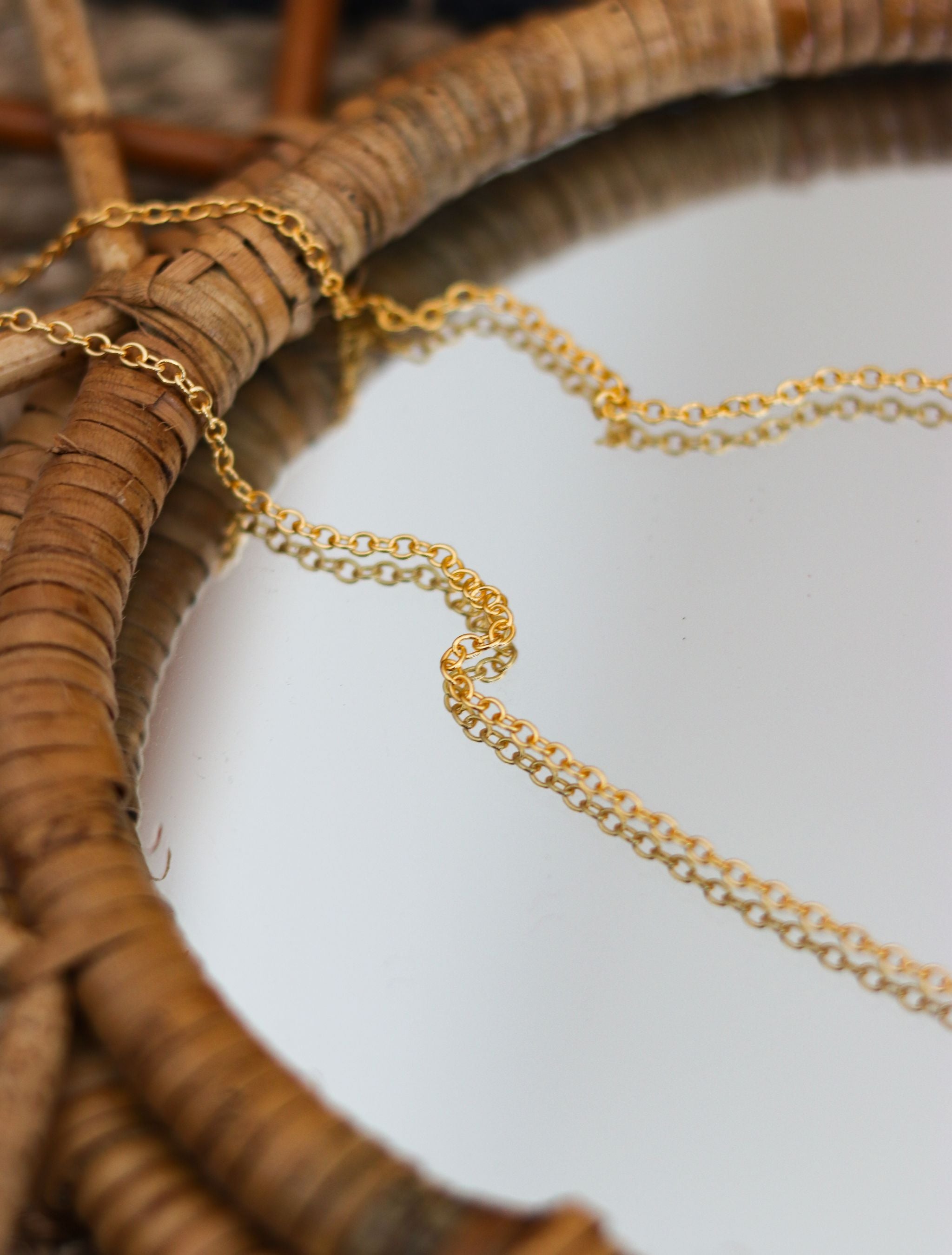 'Riti' Curve Brass Pendant with Chain– Masala Chai